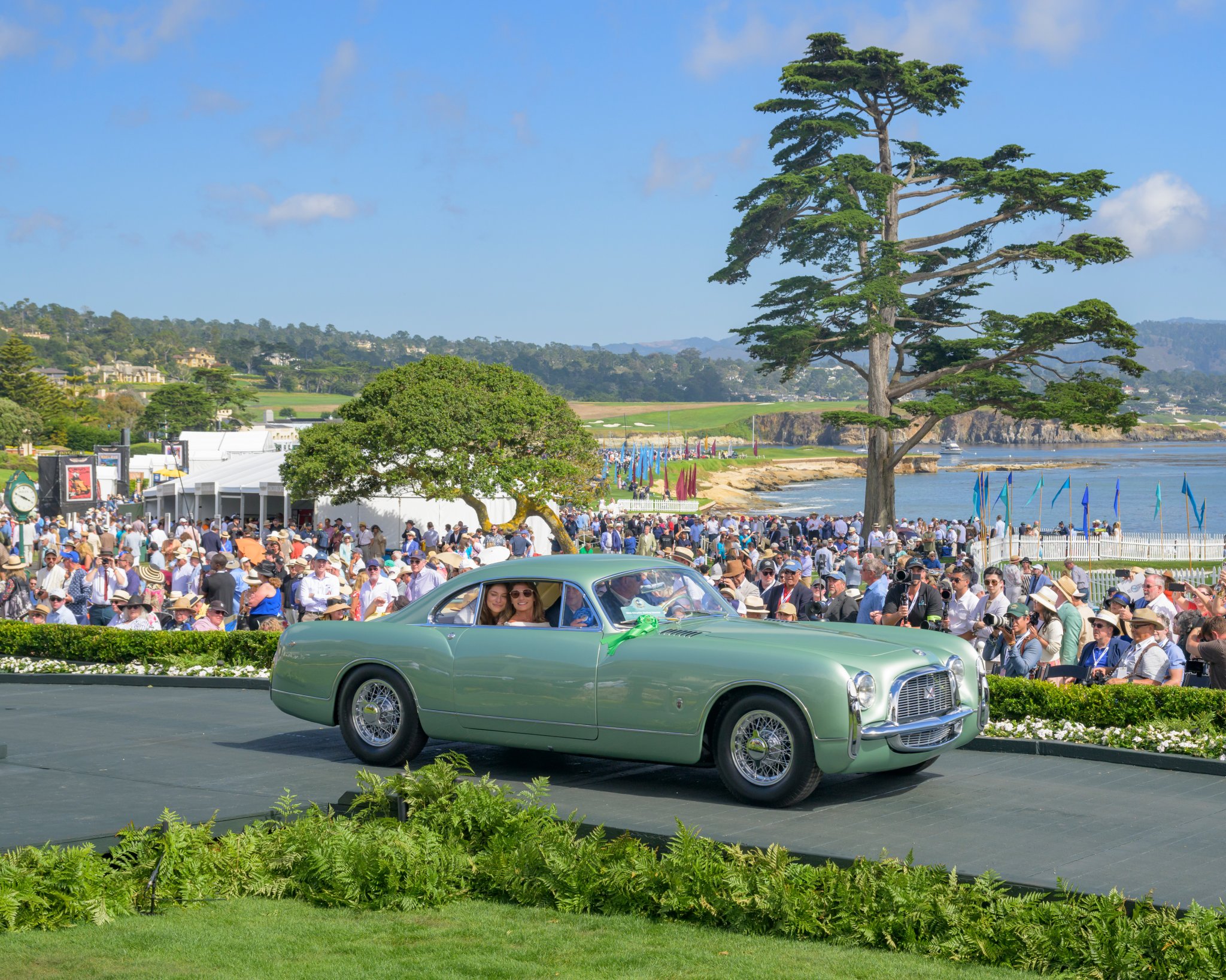 The Creative Genius of Virgil Exner is Lauded - Pebble Beach Concours d ...